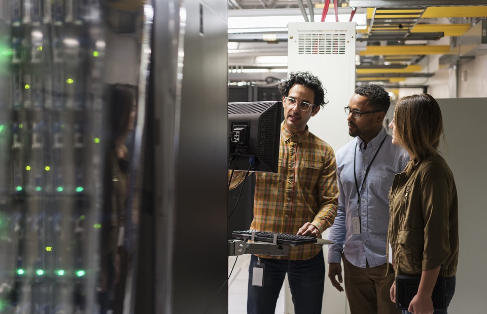 NORIA: Network anomaly detection using knowledge graphs - Hello Future